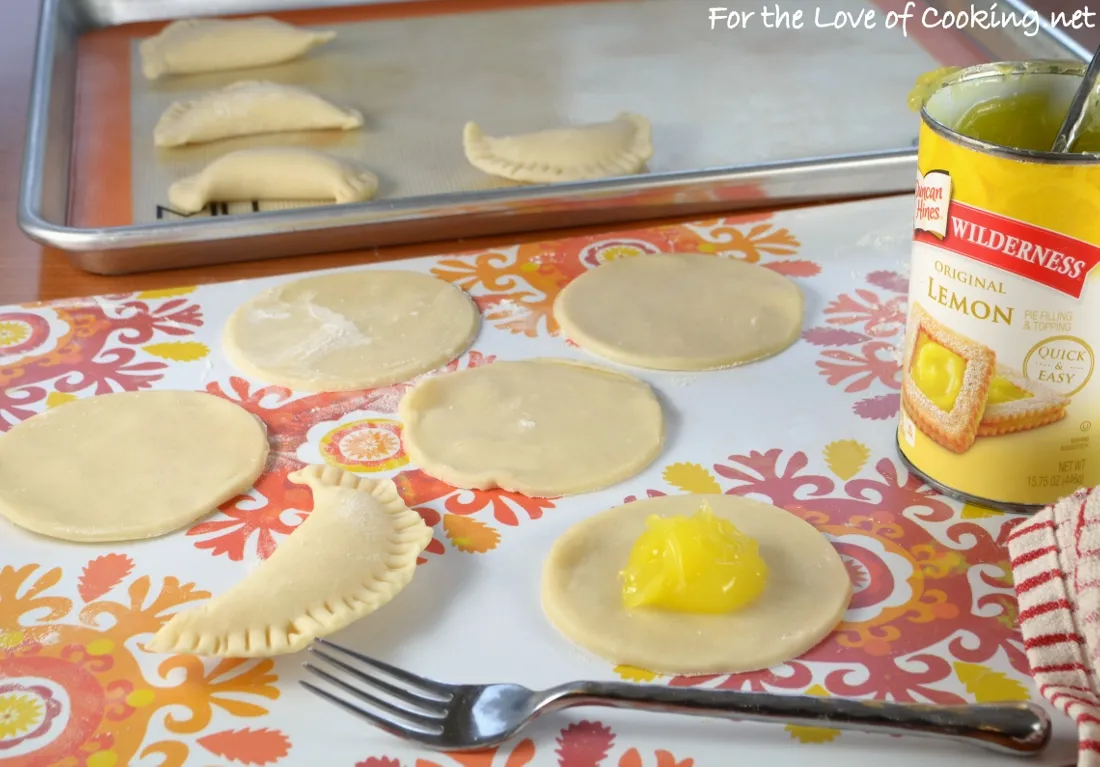 Mini Lemon Hand Pies | For the Love of Cooking